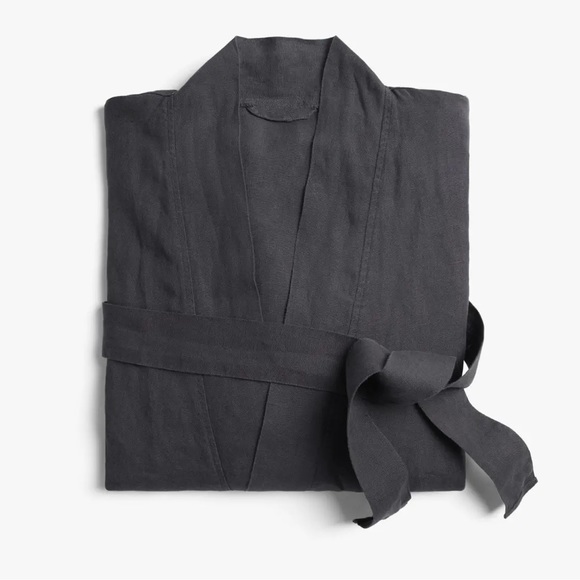 Parachute | Intimates & Sleepwear | Nwt Parachute Linen Robe Coal Grey ...